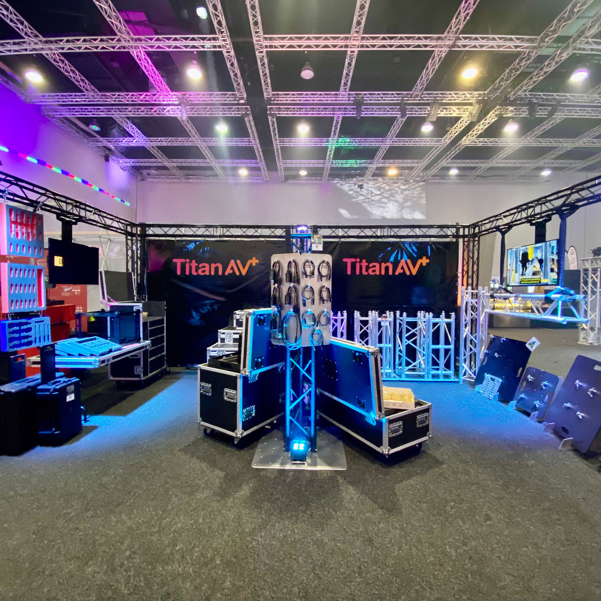 How Truss Enhances Commercial Spaces & Retail Displays – Titan AV